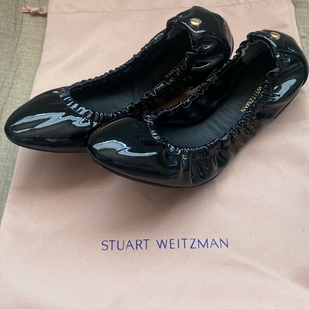 Stuart Weitzman Gabby Scrunched Patent Leather Ballet… - Gem